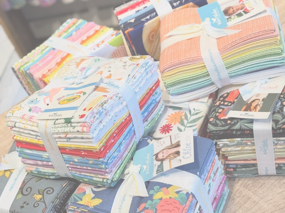 Fat Quarter Bundle – Fabric Outlet